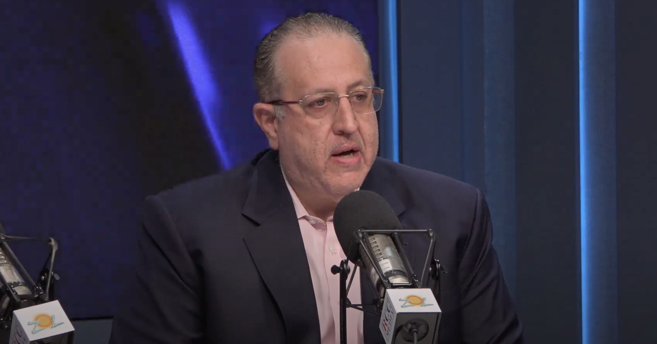Ministro de Hacienda afirma plan anticrisis protege a la clase media y ...