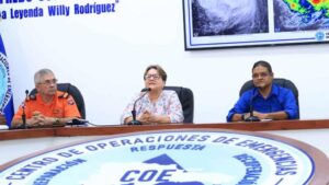 Ocho provincias en alerta verde por efectos indirectos del huracán Erin