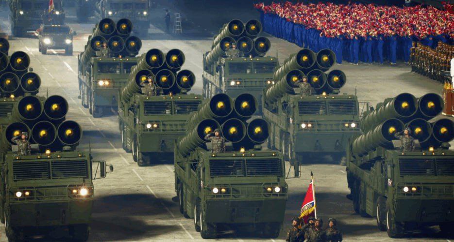 Corea del Norte exhibe su nuevo misil Hwasong-20, el más poderoso de su ...