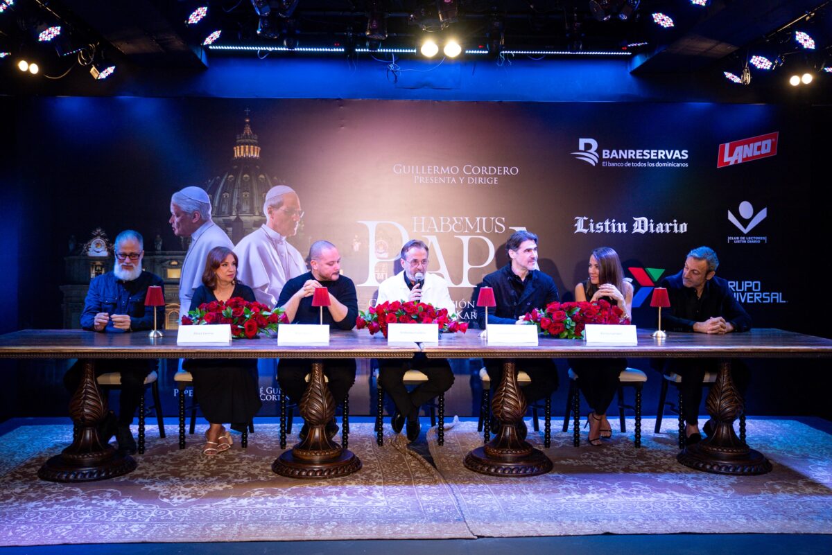 Habemus Papa: fe, poder y la fragilidad humana invadirán la Sala Ravelo ...