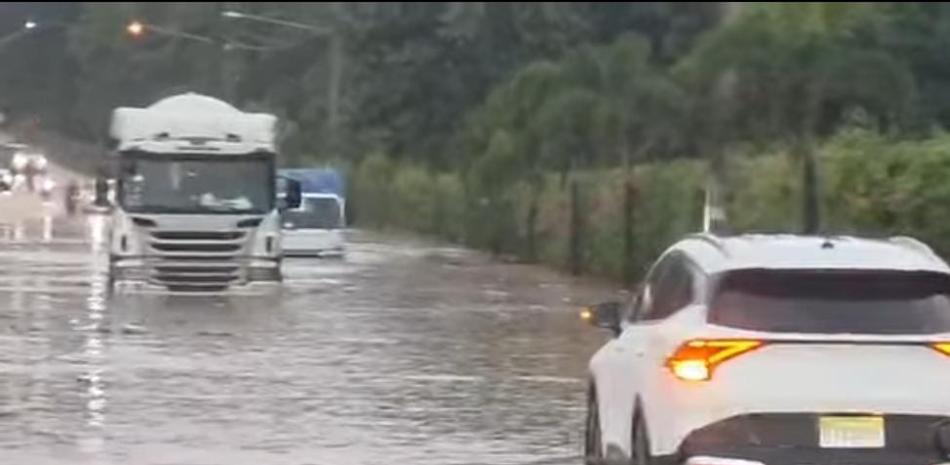 Lluvias causan inundaciones en sectores de Sosúa y Puerto Plata